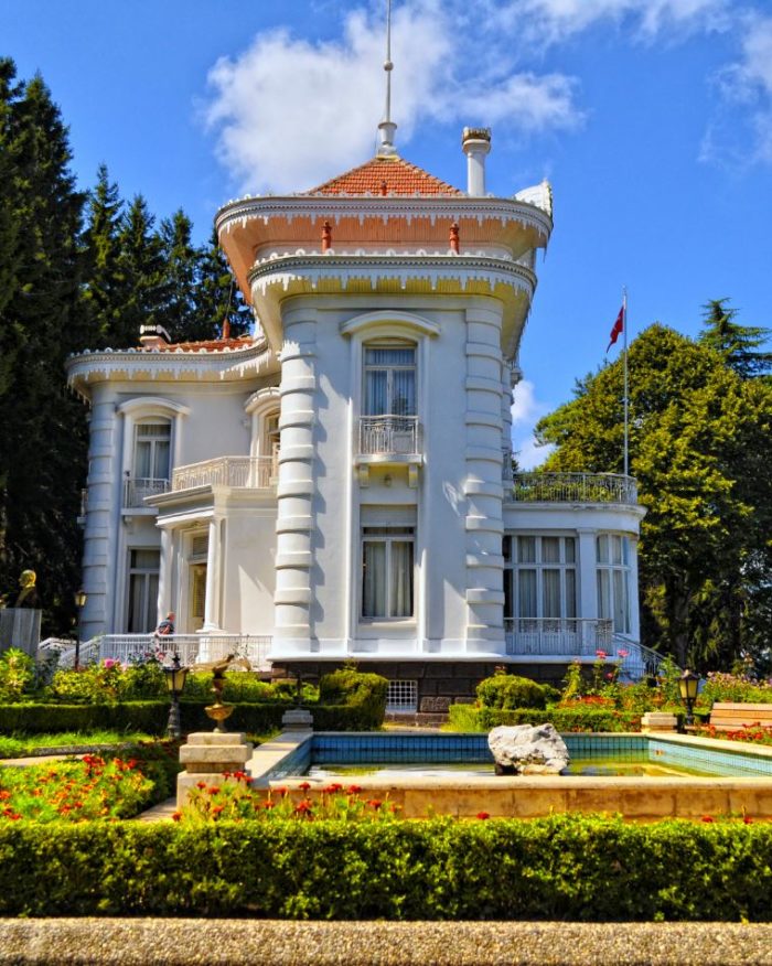 10+ Cool Architectural House Designs – Decoration Goals